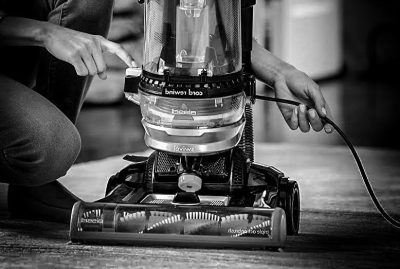 6 Best Upright Vacuums With A Retractable Cord - furnishthehouse.com